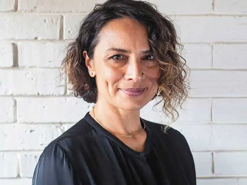 Adhuna Bhabani Akhtar hair stylist marriage husband divorce