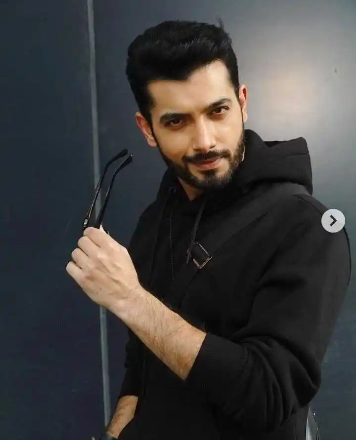 Sharad Malhotra, Biography, Wife, Age, Shows