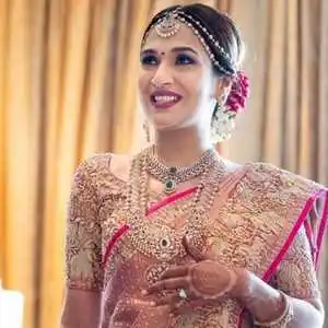 Soundarya Rajinikanth Biography Movies Awards Net Worth Husband