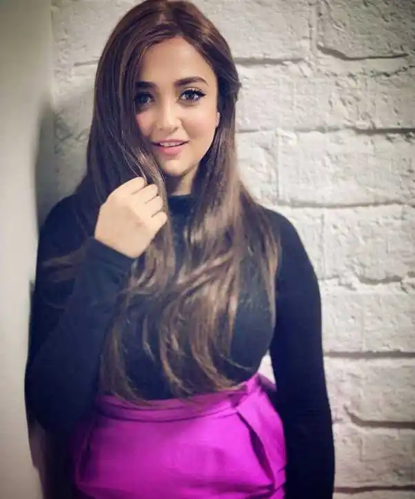 Monali Thakur - Songs Age, Husband, Family, Career