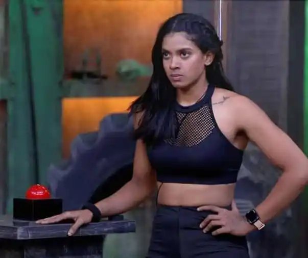 Ashika Surve (MTV Roadies season 19) - Career, Age, Height ...