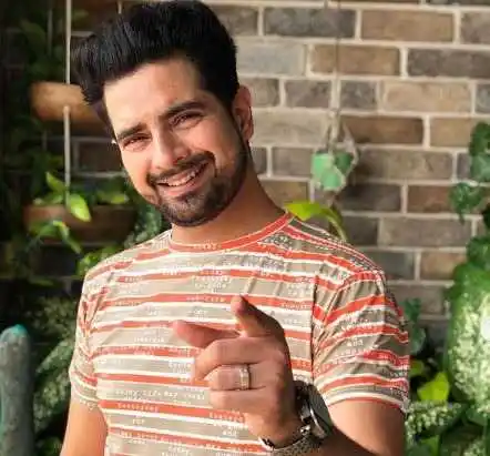 Karan Mehra - Career, Age, Height, Movies, Family, Wife