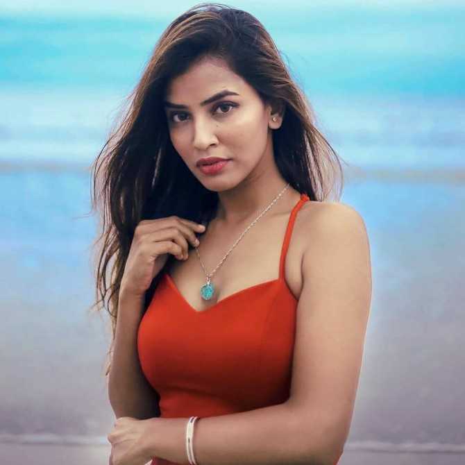 Sameeksha Takke Content Creator Influencer | Biography Career YouTube