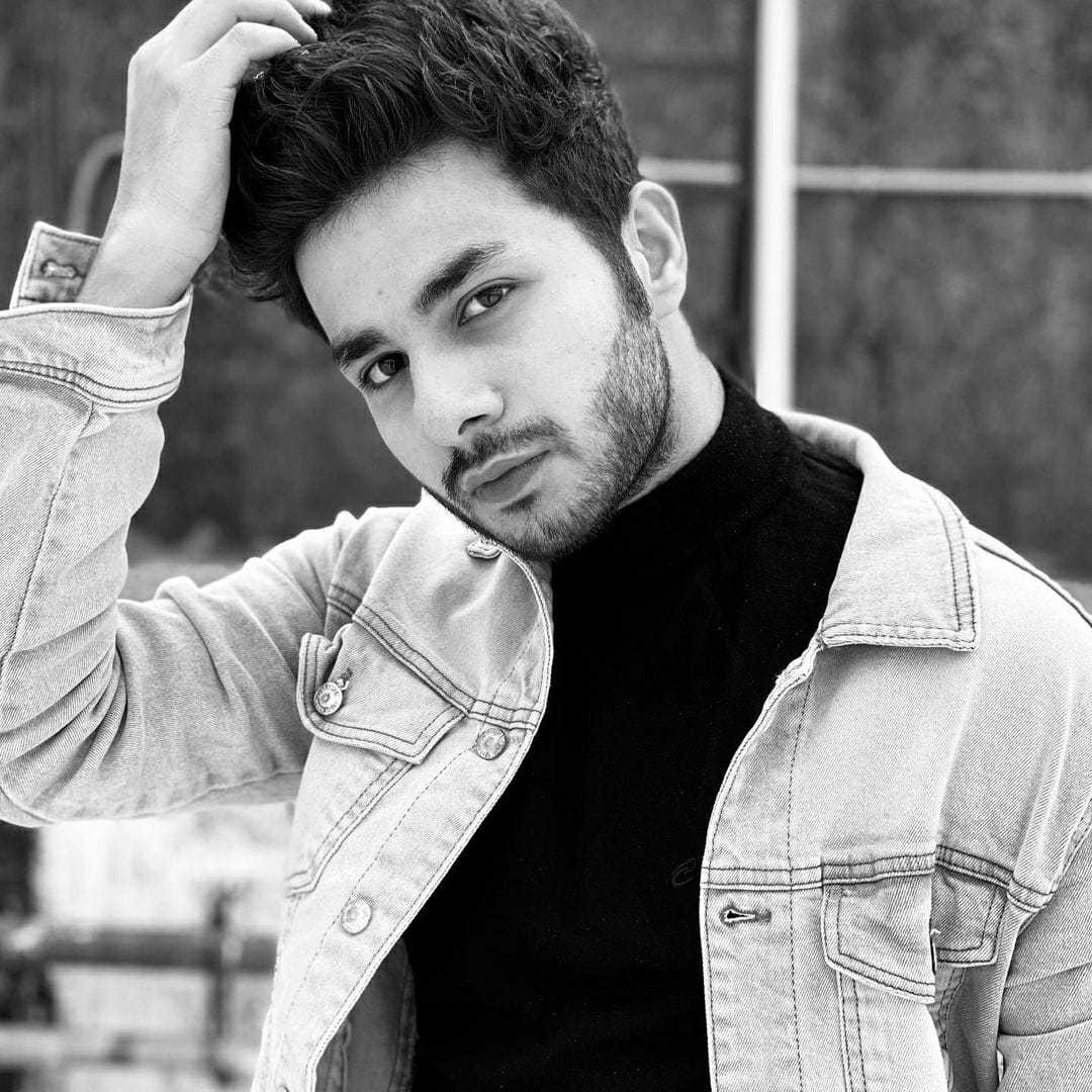 Jiggar Thakkar Influencer | Biography Birthday Age