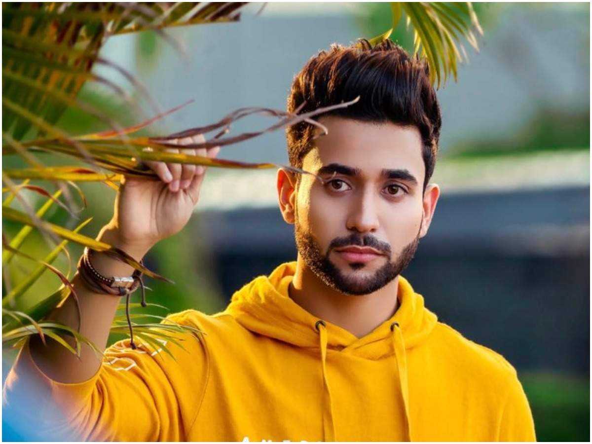 Madhav Mahajan Singer | Biography Actor