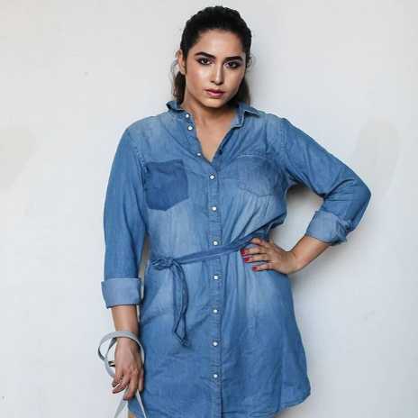 Neeru Starlet Indian Fashion Influencer | Biography Career Model