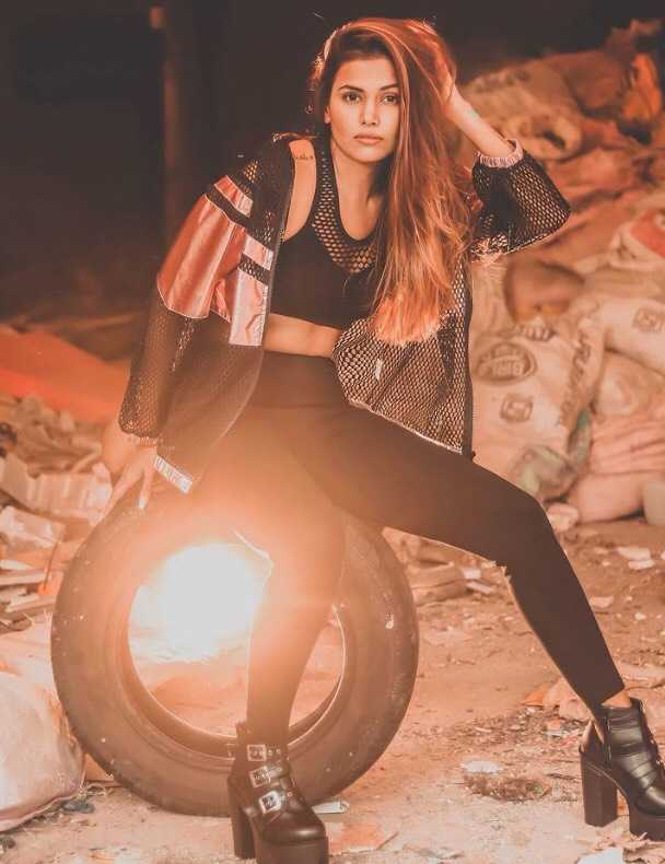 Dimpi Sanghvi Influencers | Age Birthday Biography