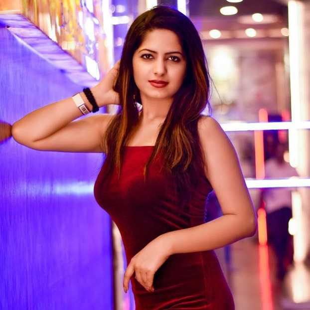 Priya Tiwari Model Photos, Age, Boyfriend, Details, Biography