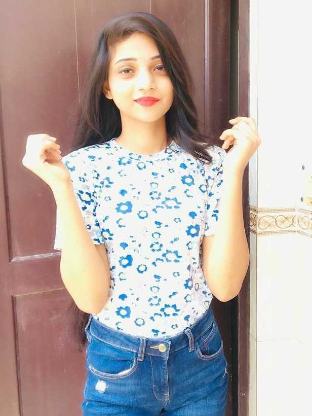 Nisha Influencer Photos, Boyfriend, Age, Husband, Birthday