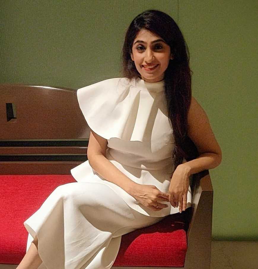 Divya Sharmaa Actress |Biography Career Influencer