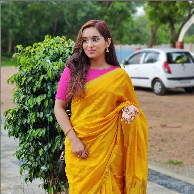 Diya Basu Influencer Model | Biography Birthday Age