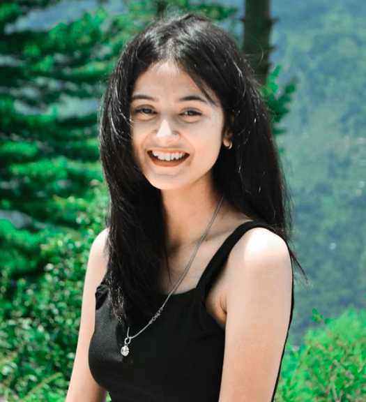 Disha Thakur Biography, Instagram, Influencer, Photos | Tring India