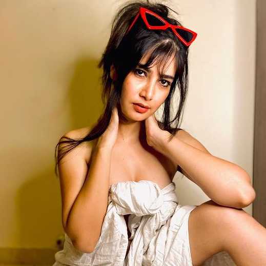 Advika Sharma Model | Biography Fashionista