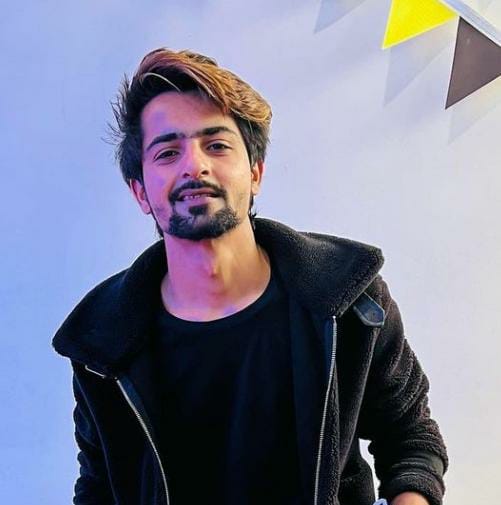 Azhan Influencer | Biography Content