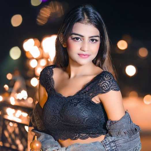 Parul Tiwari Influencer| Biography Career Personal Life