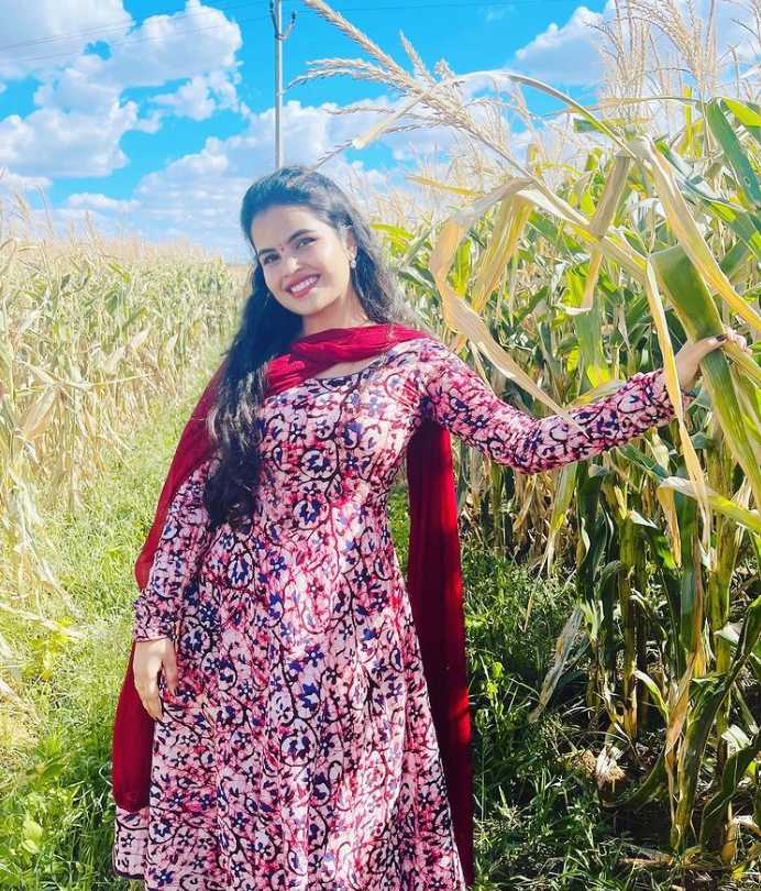 Divya Reddy Influencer | Biography Content Creator