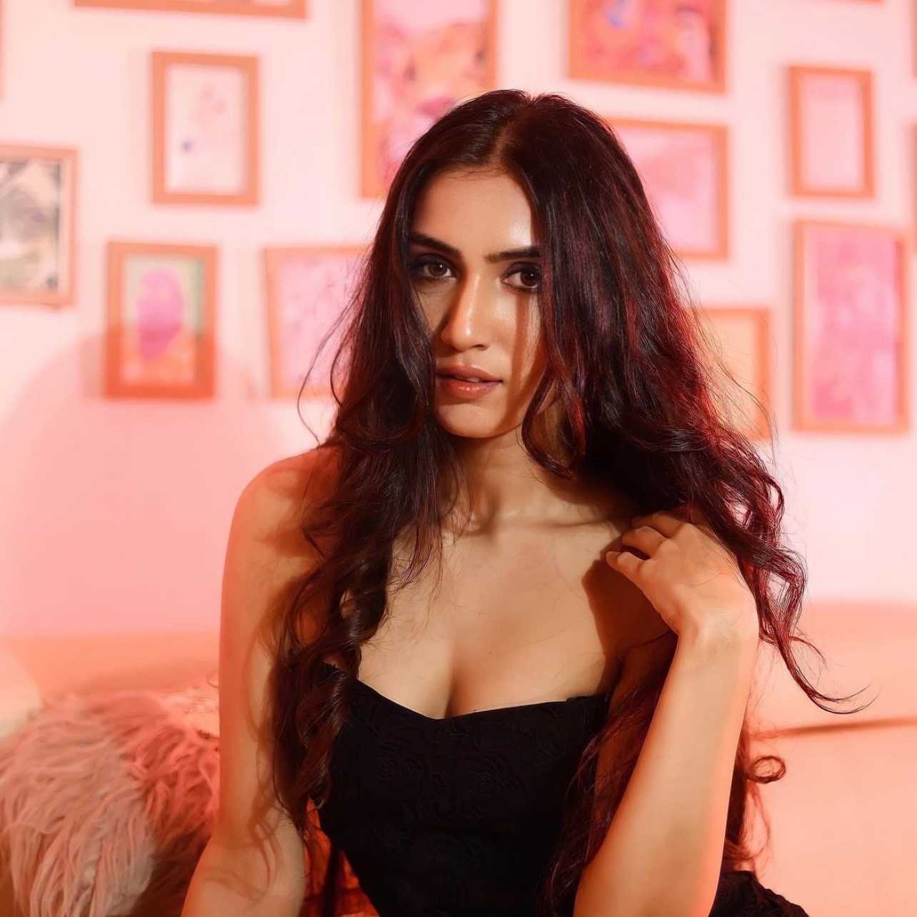 Prachi Singh Actor Age Instagram Husband Birthday Biography