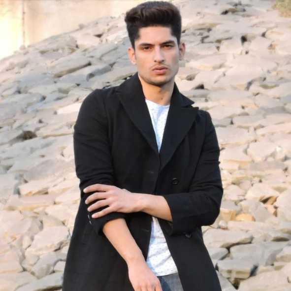 Karan Bakshi Content Creator Influencer personalised Video Shoutout ...