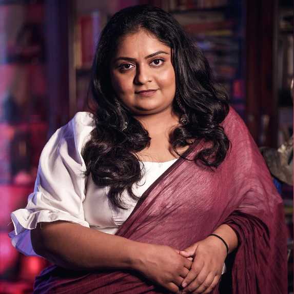 Book Esha Dey for Brand Endorsements, Events or Video Wish!