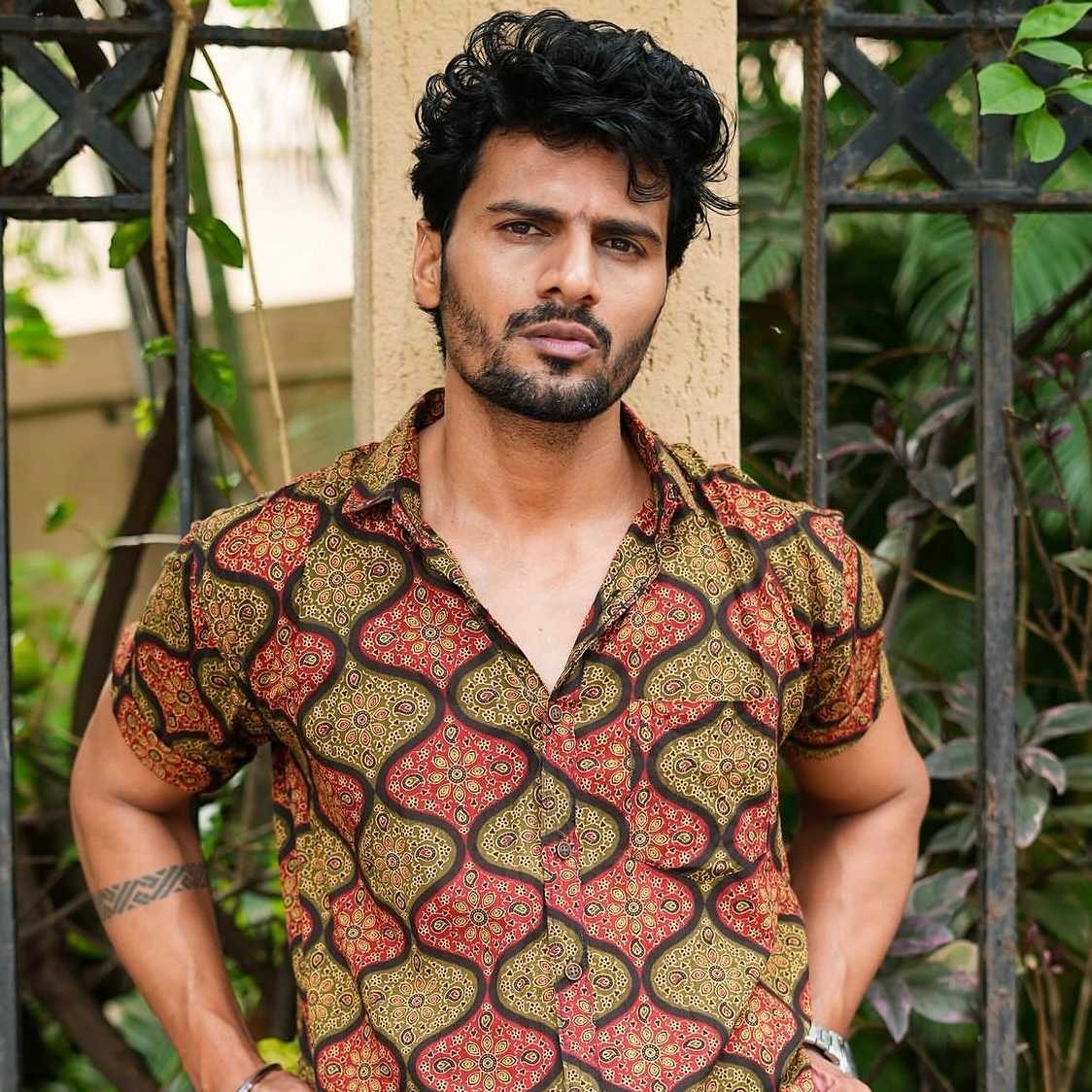 Yash Bayla TV Artist | Age Birthday Biography