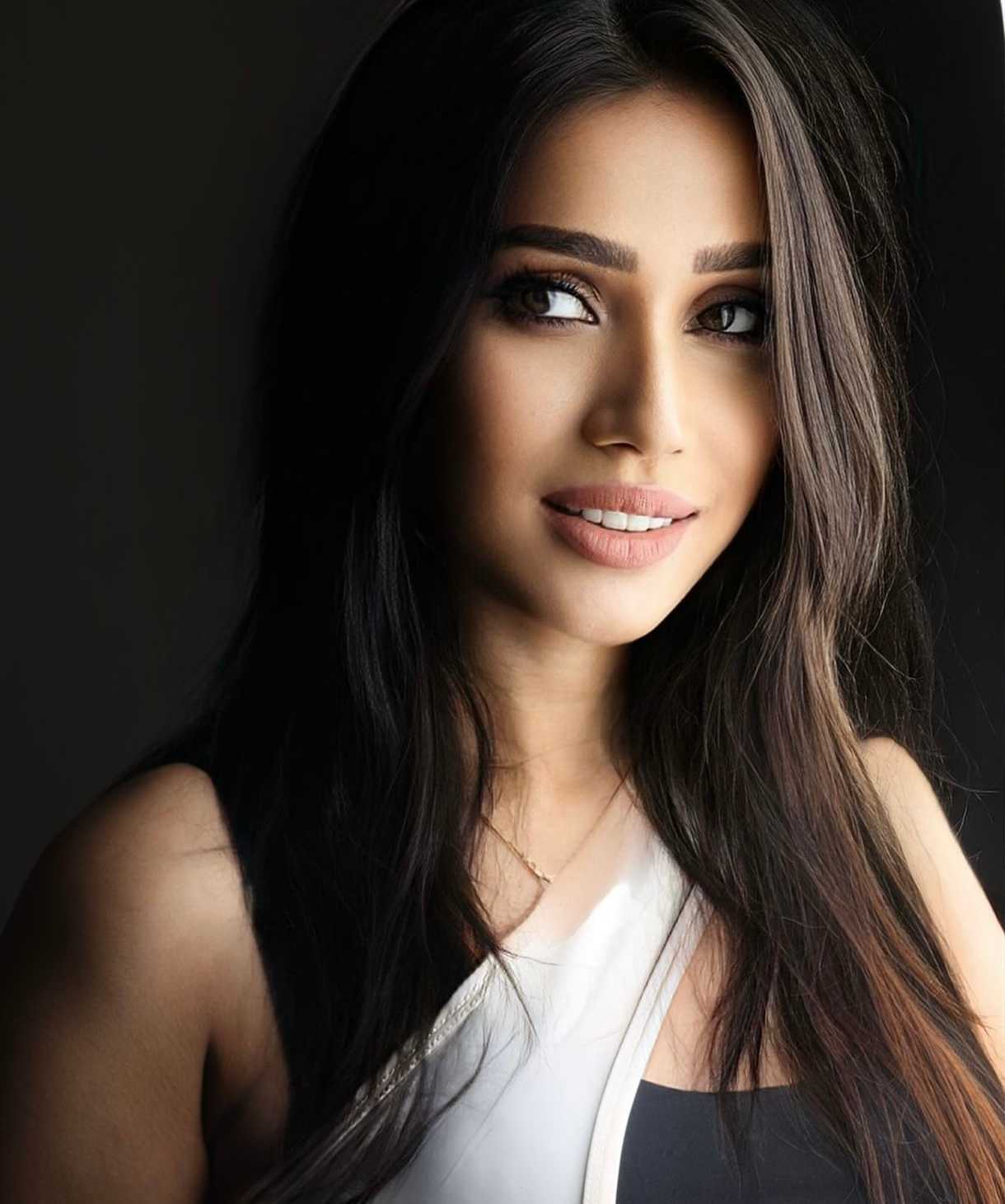 Firdos Khan Influencers | Age Birthday Biography