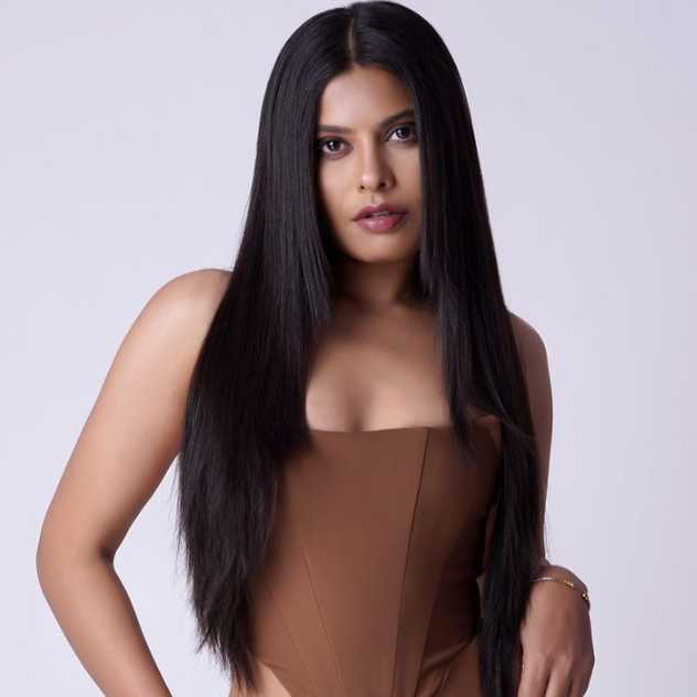 Shalini Chauhan Models | Age Birthday Biography