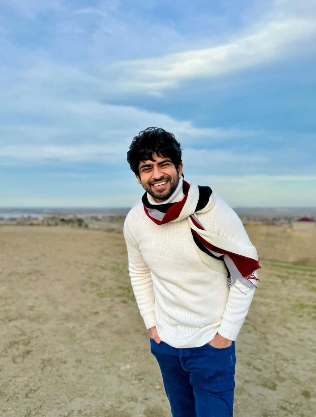 Anish Bhat Movie Artist | Age Birthday Biography Anish Bhat Movie Artist | Age Birthday Biography