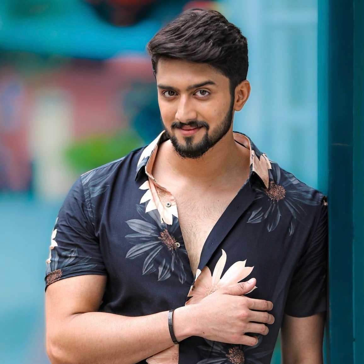 Niranjan Sudhindra Movie Artist | Age Birthday Biography