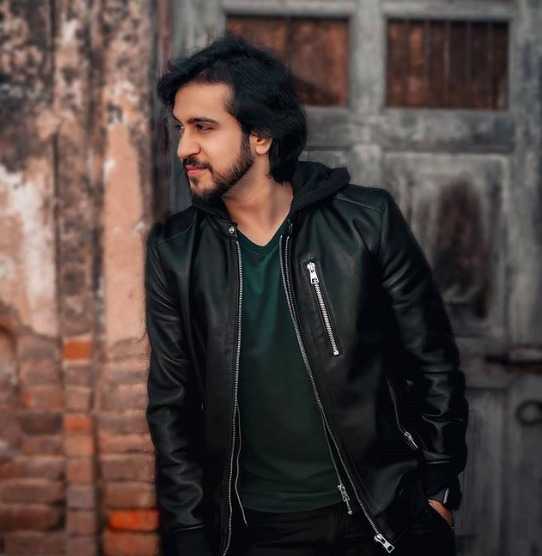 Parleen Gill Music - Birthday Age Girlfriend Biography