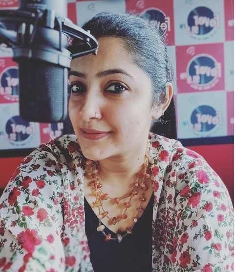 Sindhu Photos, Age, Birthday, Biography, Family